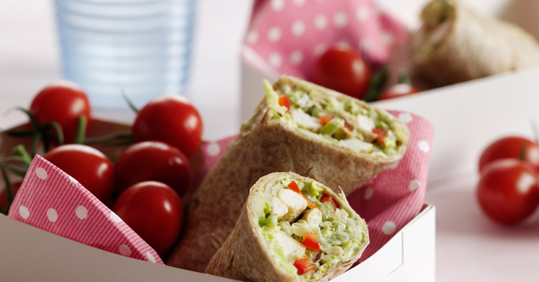 Wraps med kylling og avocadocreme